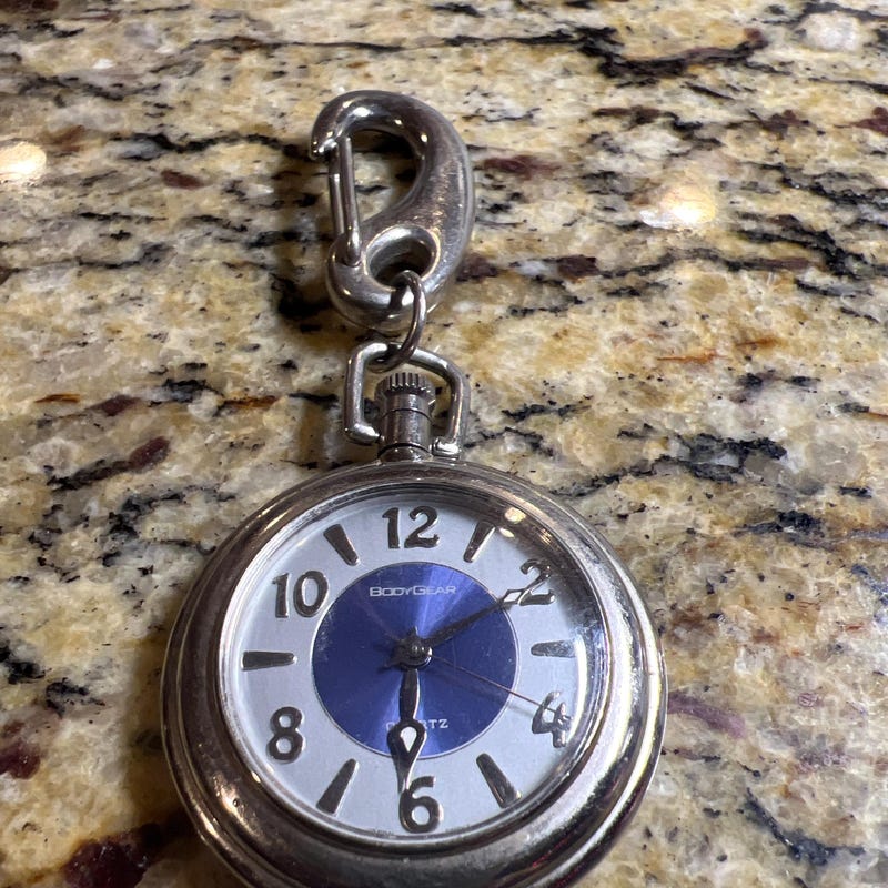 Stainless steel back watch - Etsy México