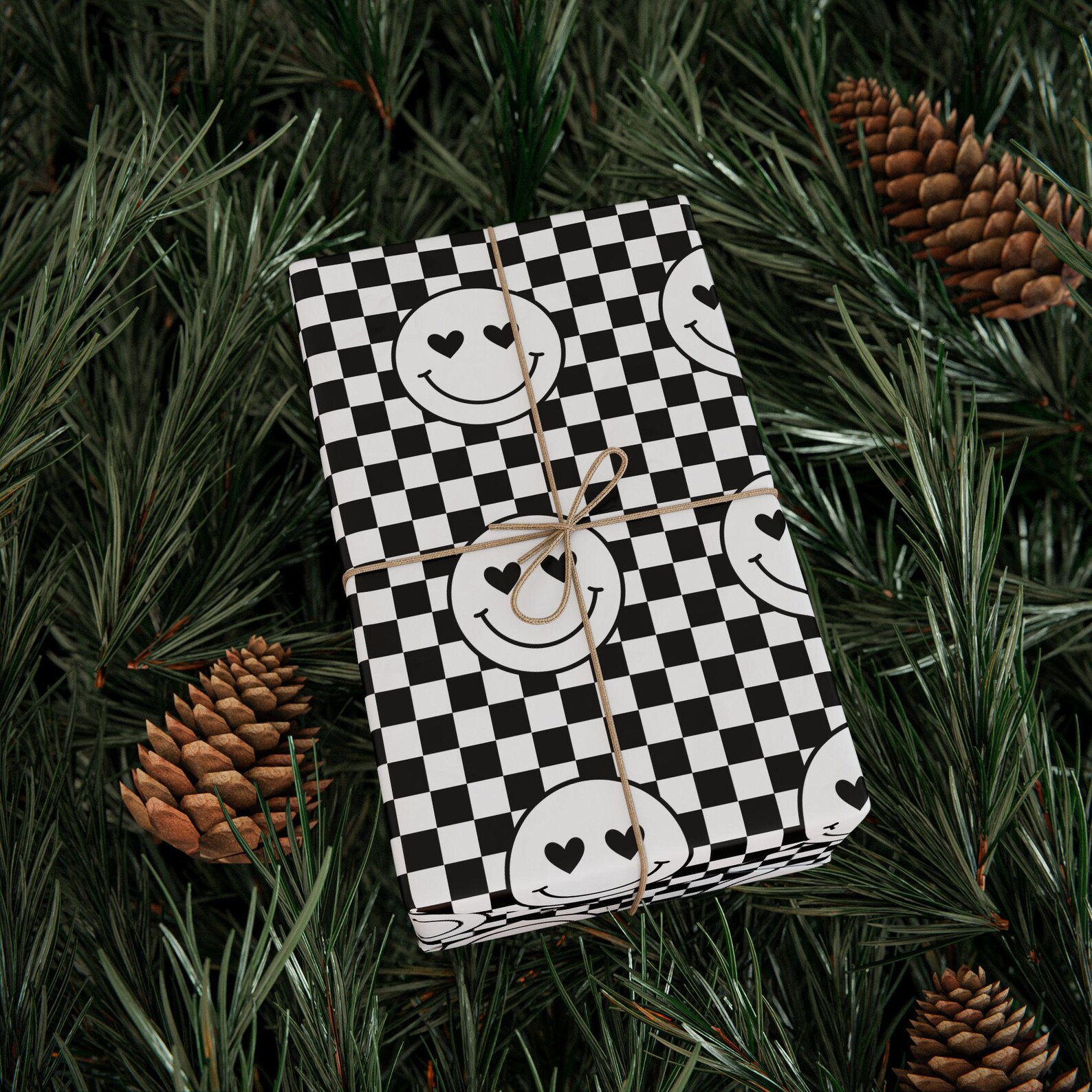Smiley Face Checkered Wrapping Paper, Racing Gift Wrap, Cute Present ...
