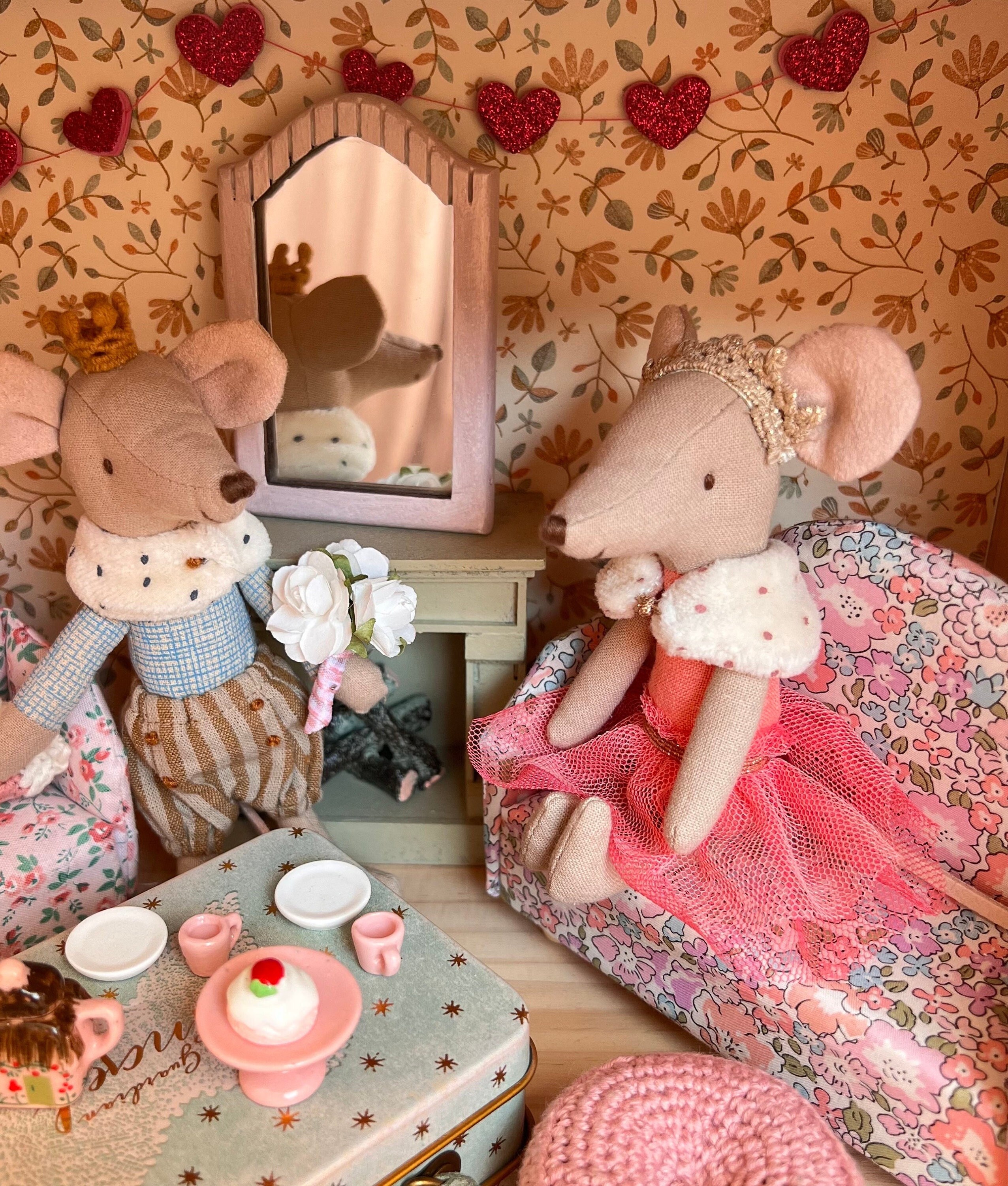 Miniature Sofa - Michelle - Liberty Print - Dollhouse - Maileg - 12th ...