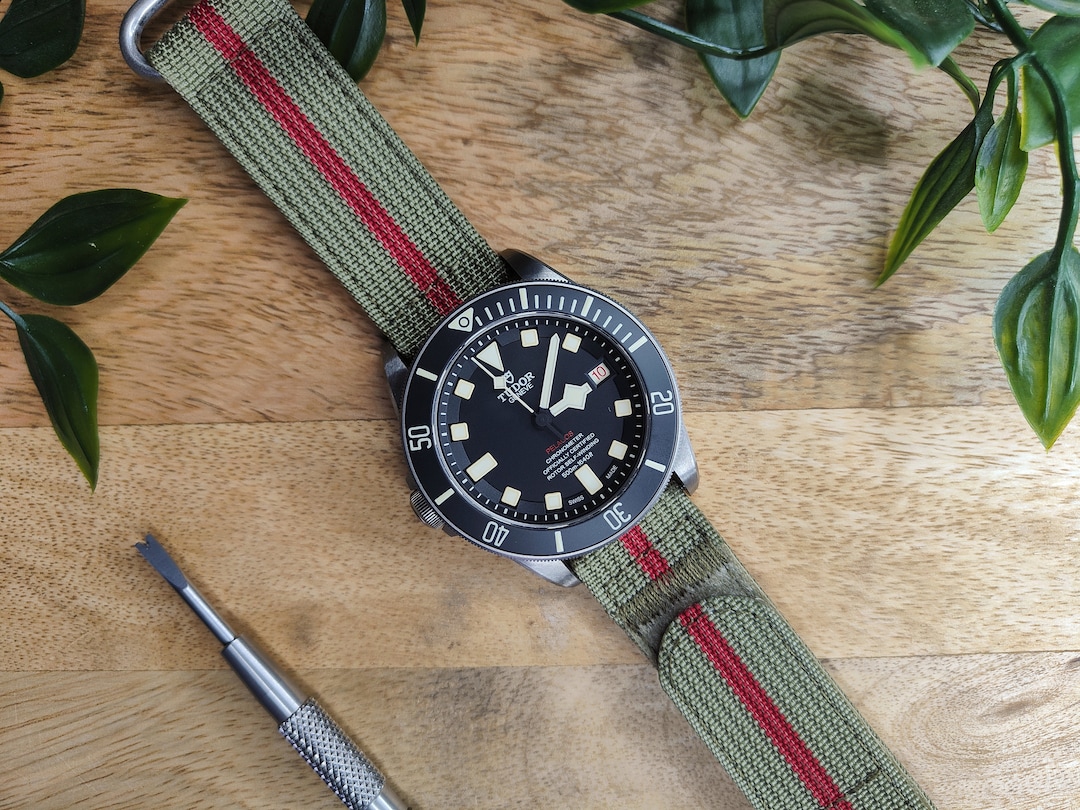 Premium Ribbed Balistic Nylon Two Piece Hook and Loop Watch Strap (20mm ...