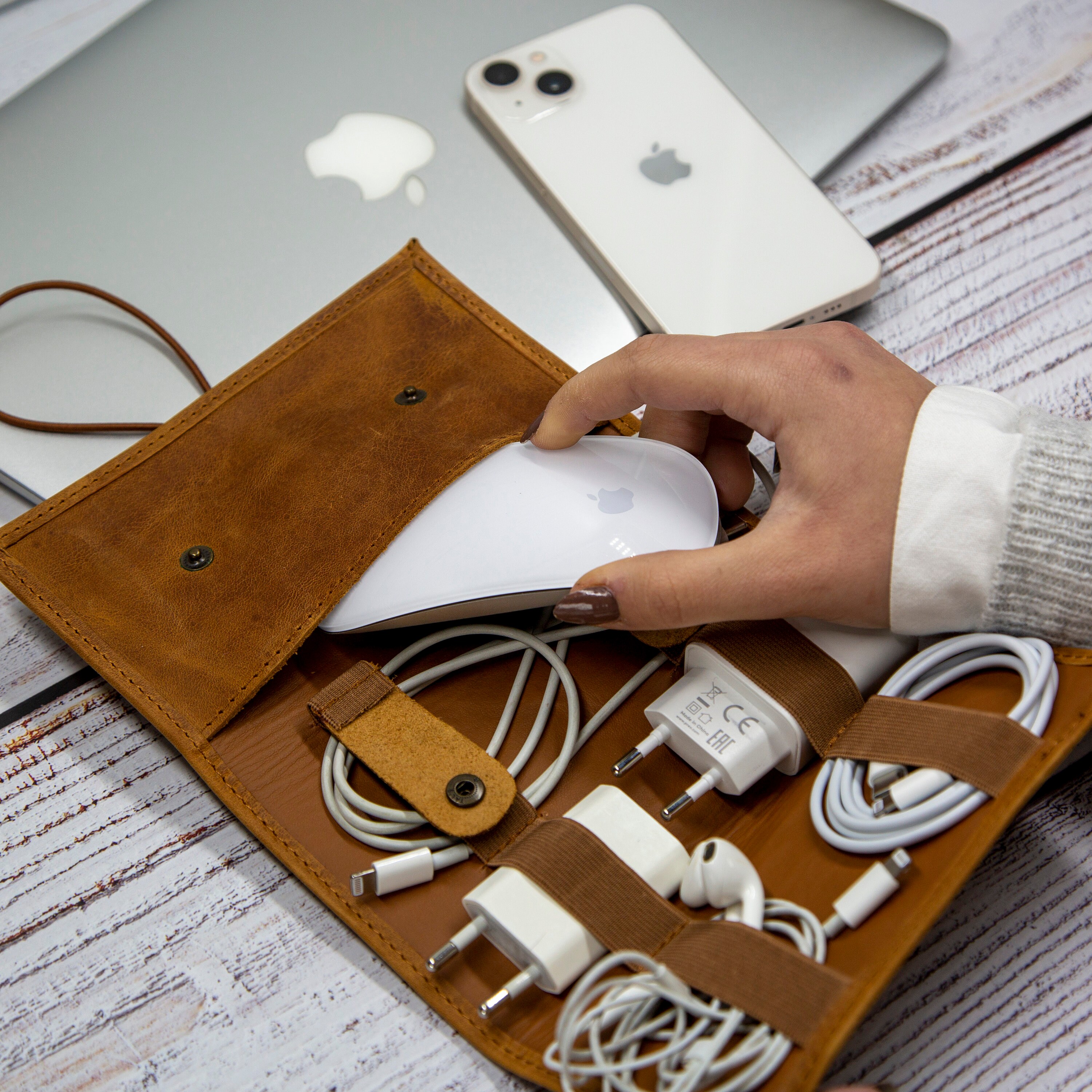 Travel Charger Roll, Cable Organizer Leather Gift for Traveller ...