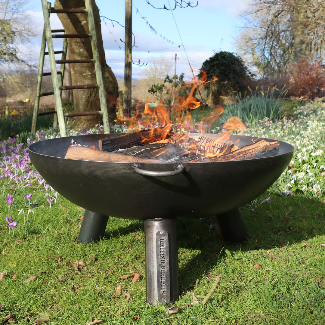 80cm British Fire Pit With Legs - Etsy UK