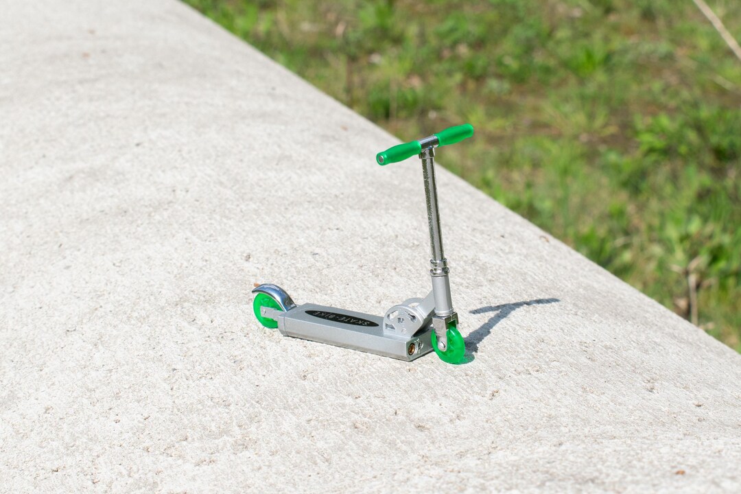 Vintage Skate Step Gas Lighter, Funny Creative Lighter - Etsy