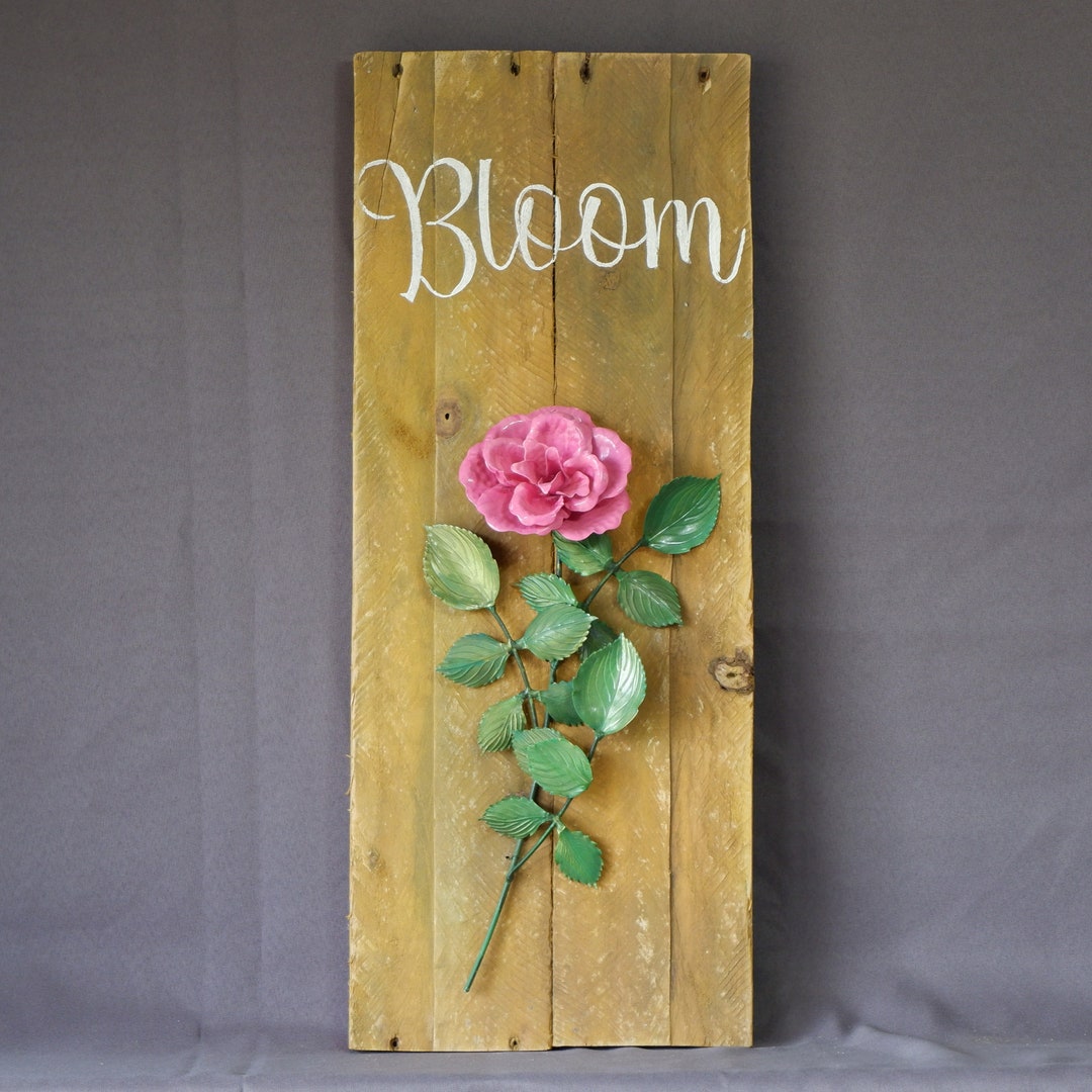 Bloom Metal Rose Handcrafted Pallet Art - Etsy