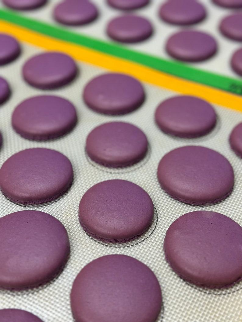 Wholesale 200 Macarons Shells for 100 Full Macarons. - Etsy