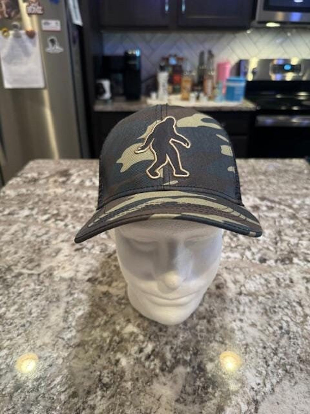 Big Foot Camouflage Trucker Snap-back Hat, Mens Trucker Snap-back Hat ...
