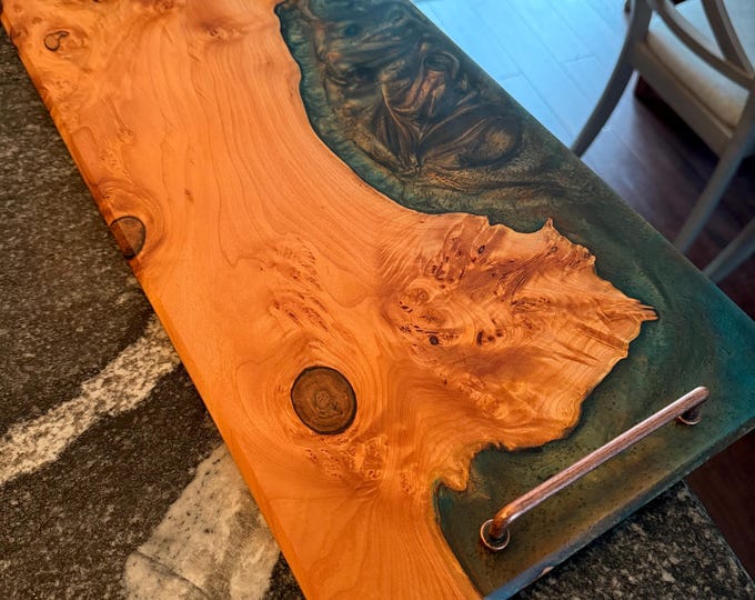 Large Live-edge Willow Wood & Colored Epoxy Serving/charcuterie Board W ...