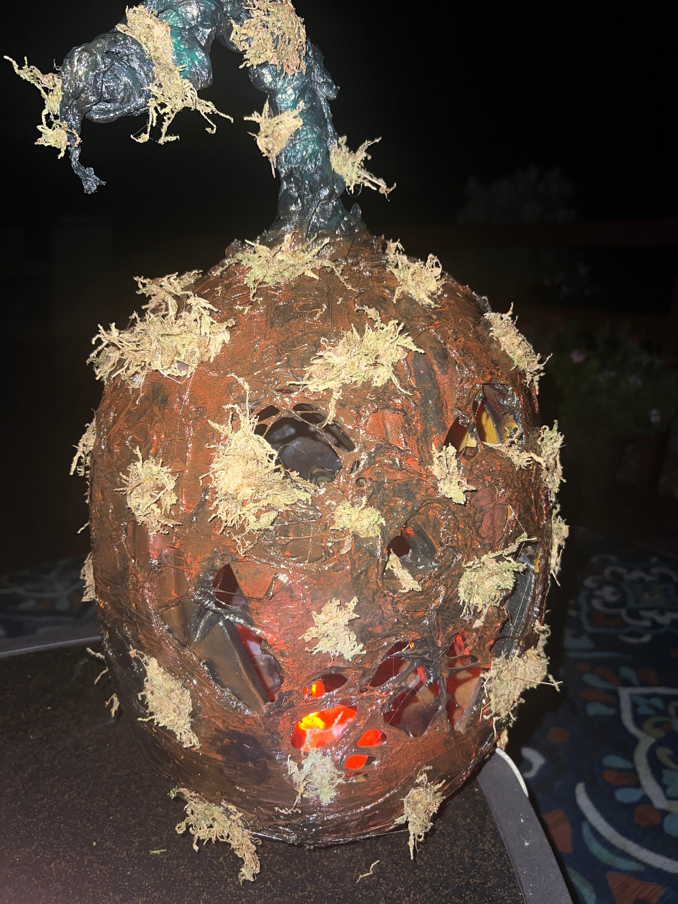 Rotten Jack-o Lantern, This is the Perfect Pumpkin Patch Halloween Prop ...