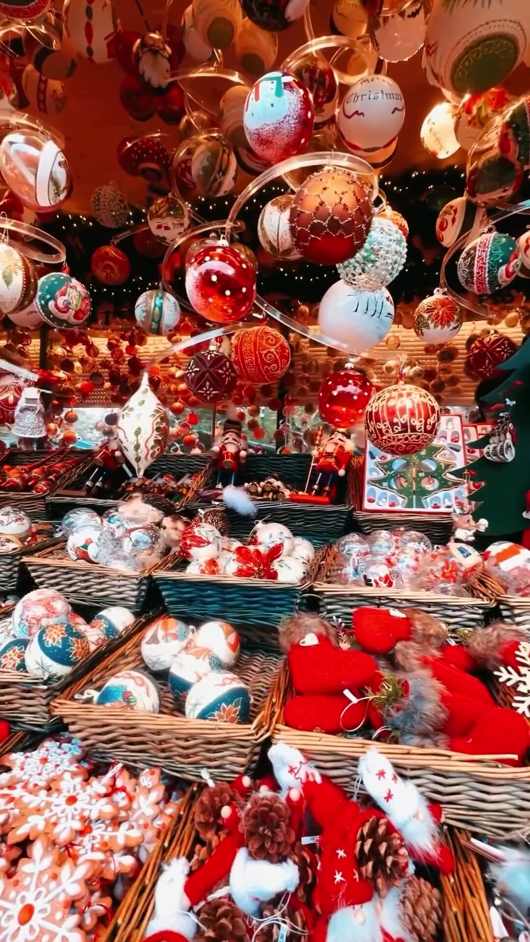 100 Christmas Videos With Christmas Songs for Tiktok Instagram Youtube ...