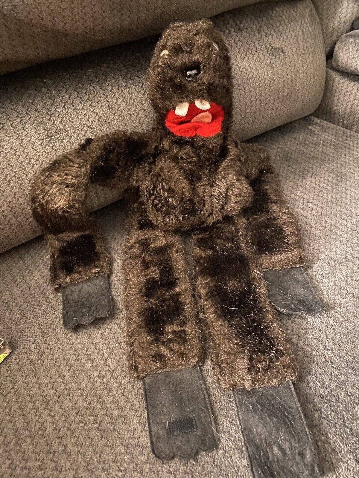 VTG Full Body Puppet Monkey Ape Gorilla Monster Wrap Around Arms Plush ...