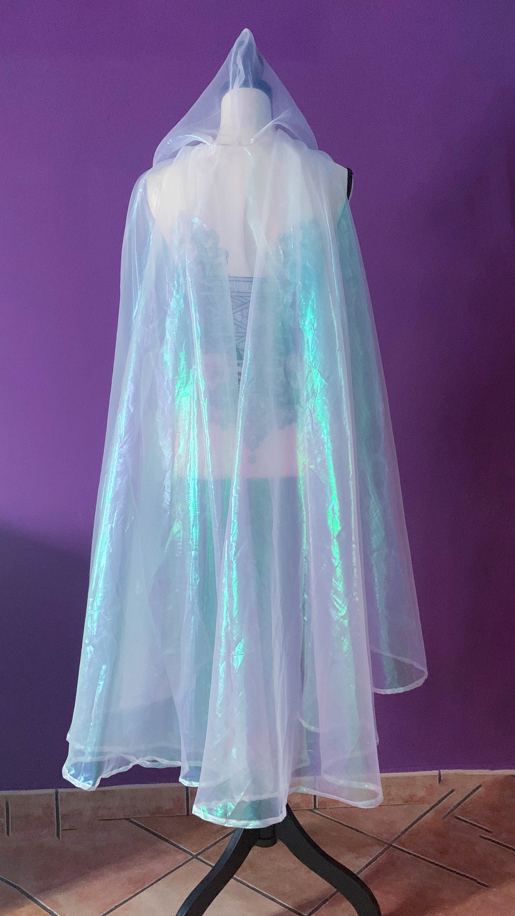Holographic Lyctor Cape - Etsy