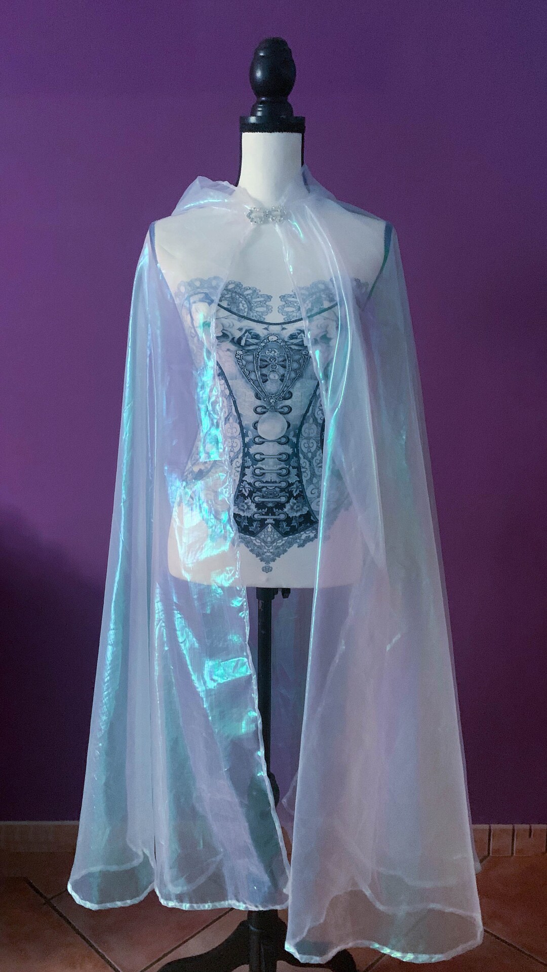 Holographic Lyctor Cape - Etsy