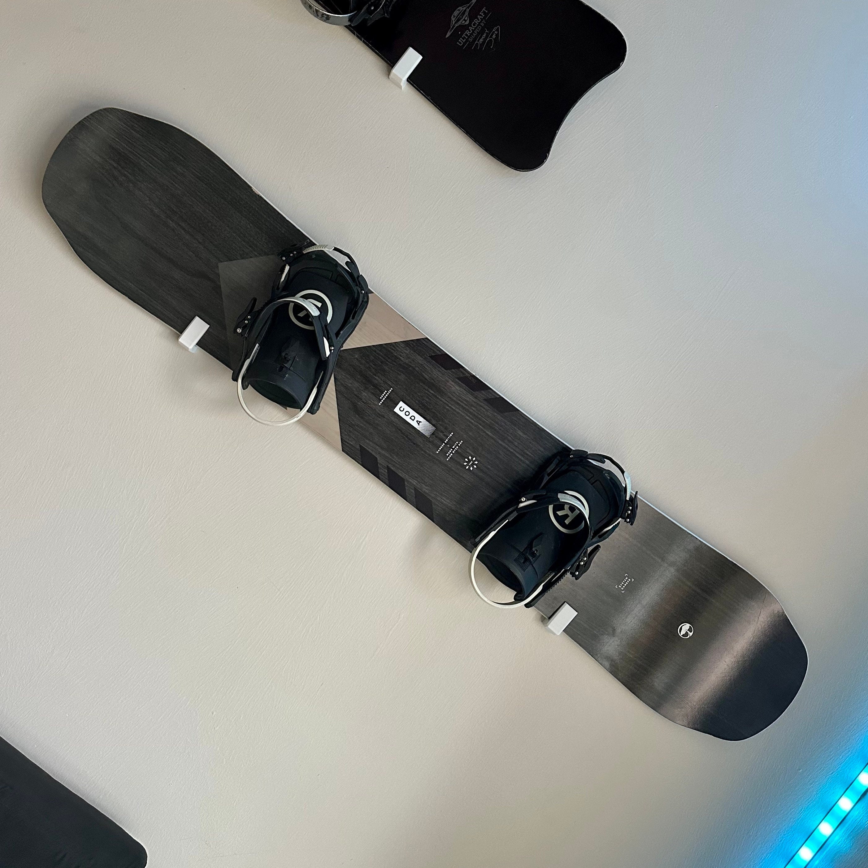 Snowboard Wall Mount - Minimalistic - Etsy