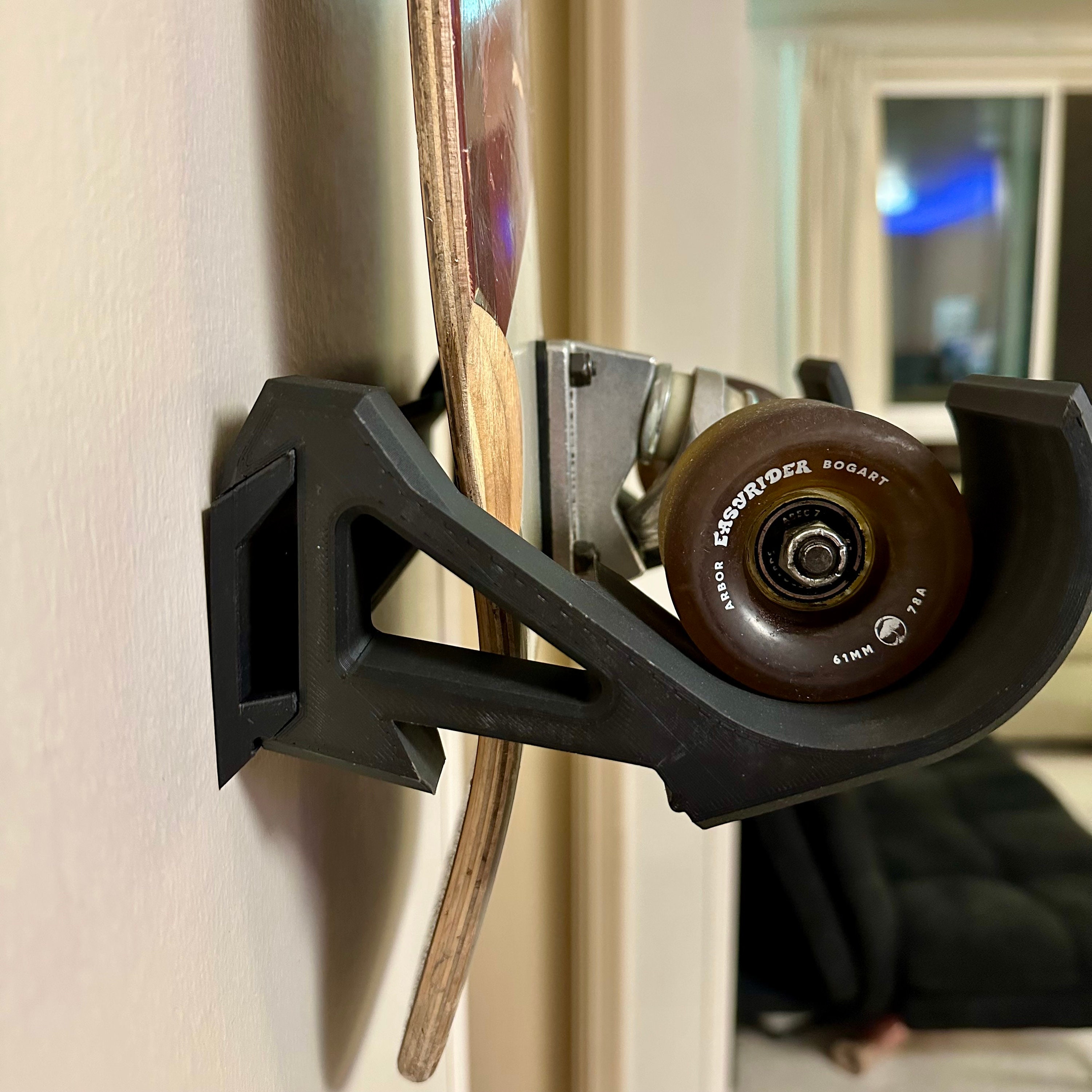 Skateboard Wall Mount - Displays Skateboard From Both Sides - Custom ...
