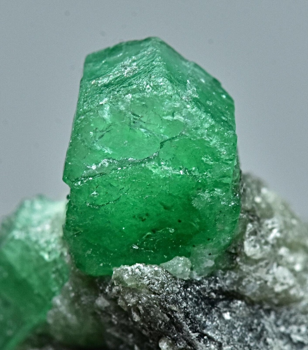 Terminated Natural Emerald Crystal Specimen From Swat Pakistan 35 Carat ...