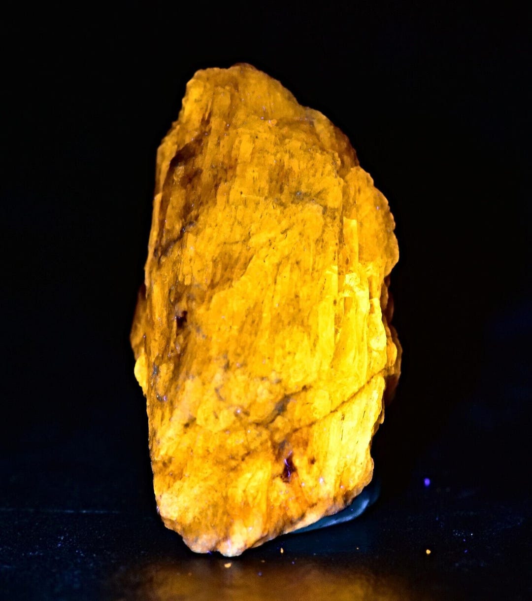 Fluorescent Tenebrescent Color Change Scapolite Partial Crystal 72 Carat - Etsy