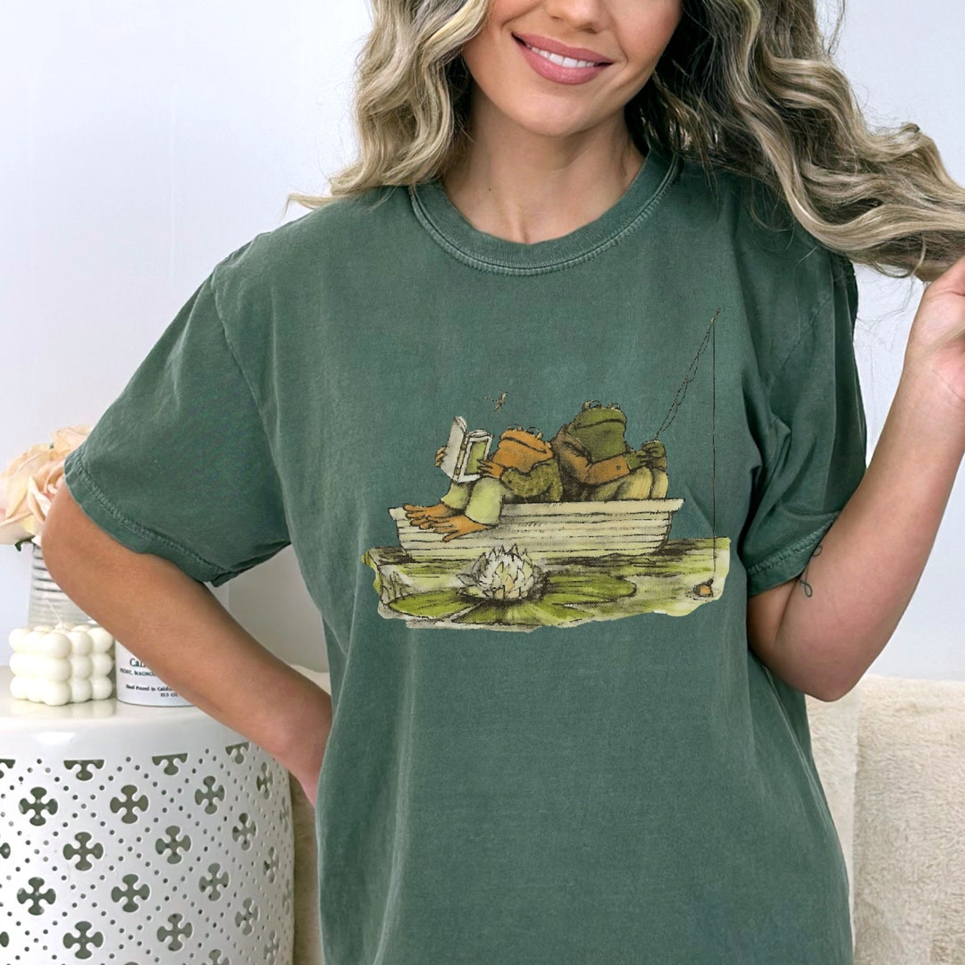 Frog and Toad Shirt, Frog and Toad T-shirt, Cottagecore Aesthetic ...