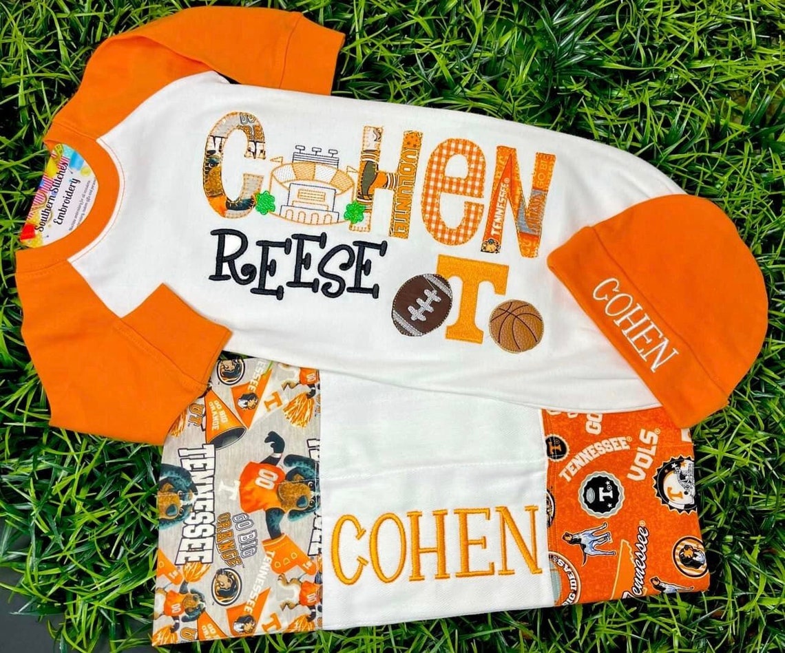 Personalized Baby Boy/girl Gown Set. Tennessee Vols Personalized Gown ...