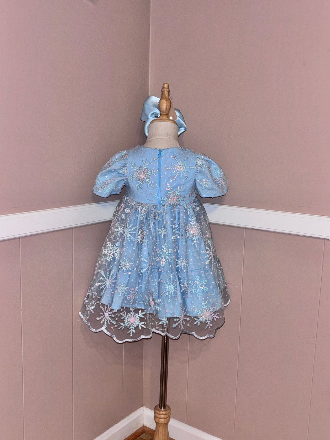 Winter Wonderland Frozen Snowflake Christmas Princess Dress - Etsy