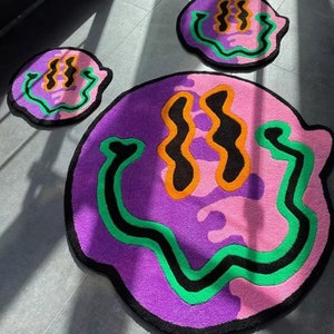 Trippy Smiley Face Rug - Etsy