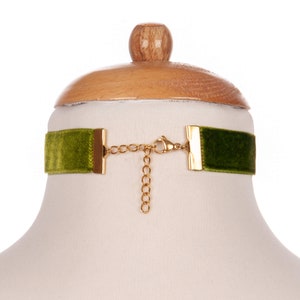 Green Velvet Choker Necklace 2 Cm Width for Mothers Day Gift - Green Gothic Victorian Style ...