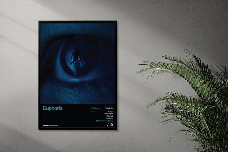 Euphoria Series Poster - 2023 , Drama , Zendaya , Alexa Demie , Retro ...