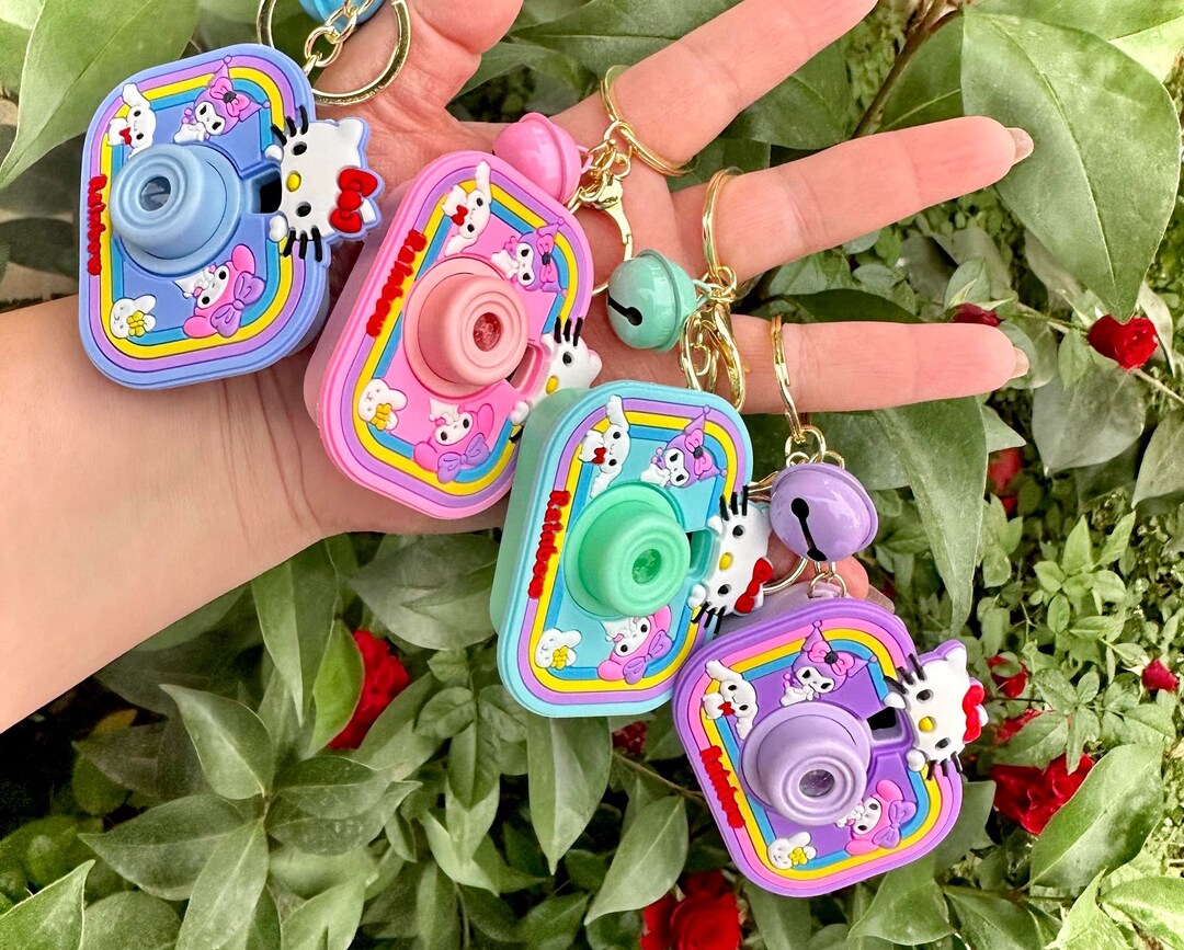 HK S Anrio Camera Projector Keychain Big Charm Key Chains S Anrio and ...