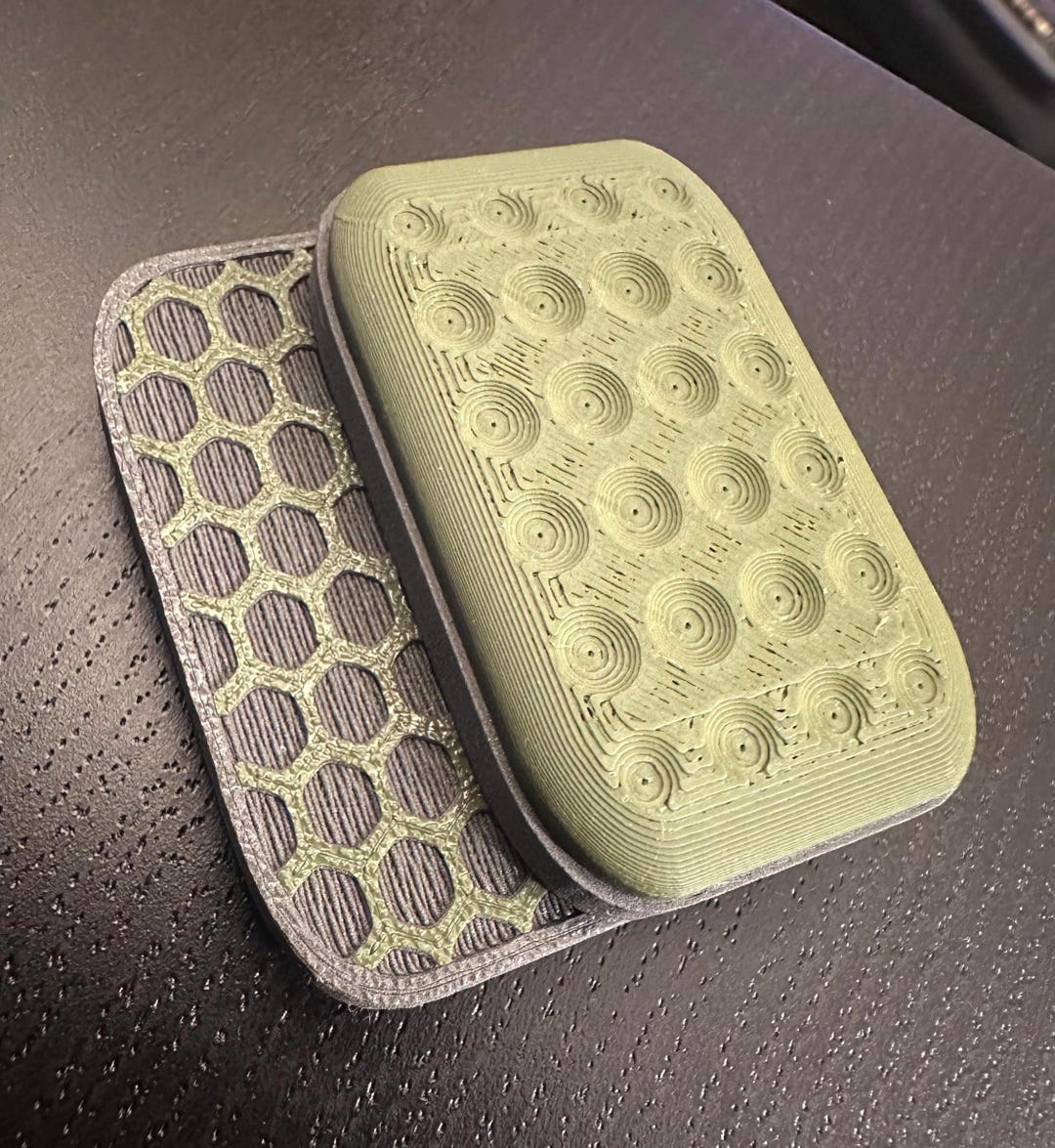 The Spore W/ Stainless Steel Composite Plates Fidget Slider 3 Click OD ...