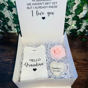 Hello Grandma Pregnancy Announcement- Pregnancy Reveal for Grandma ...