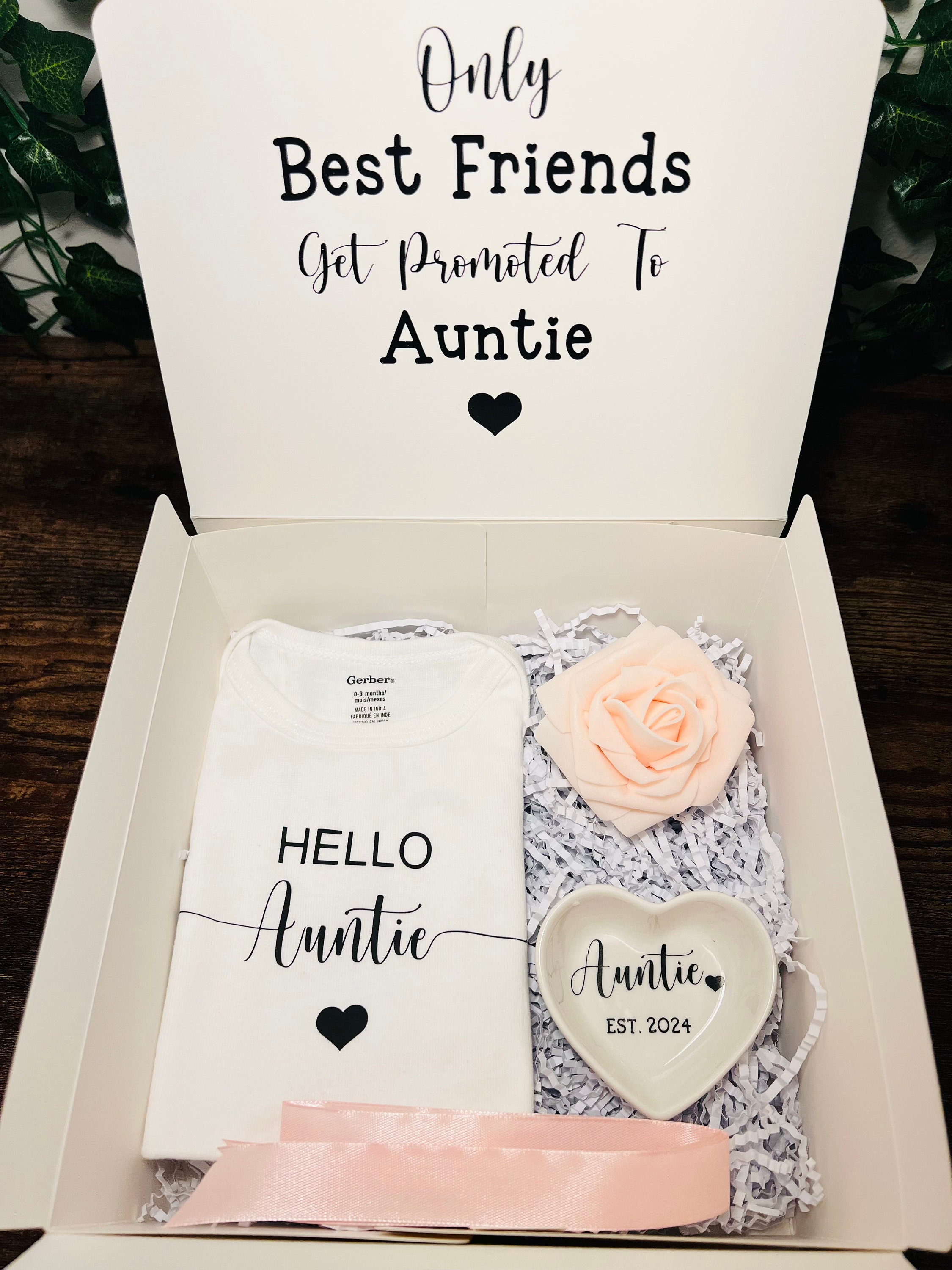 Bestie Pregnancy Announcement Gift Box: Hello Auntie Bodysuit - Etsy