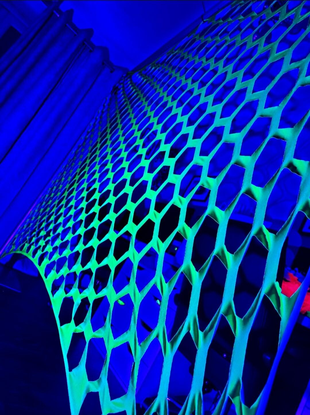 UV Reactive Blacklight Green Neon Hex Ceiling Canopy, Glow in Dark ...