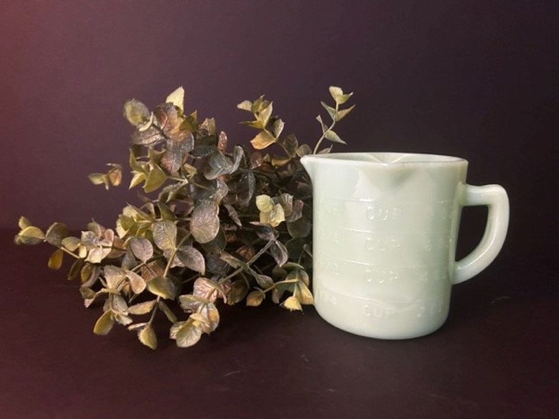 Vintage Jadeite Measuring Cup - Etsy