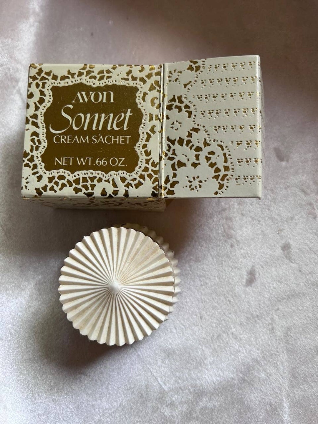 Avon Sonnet Cream Sachet in Box Collectible - Etsy