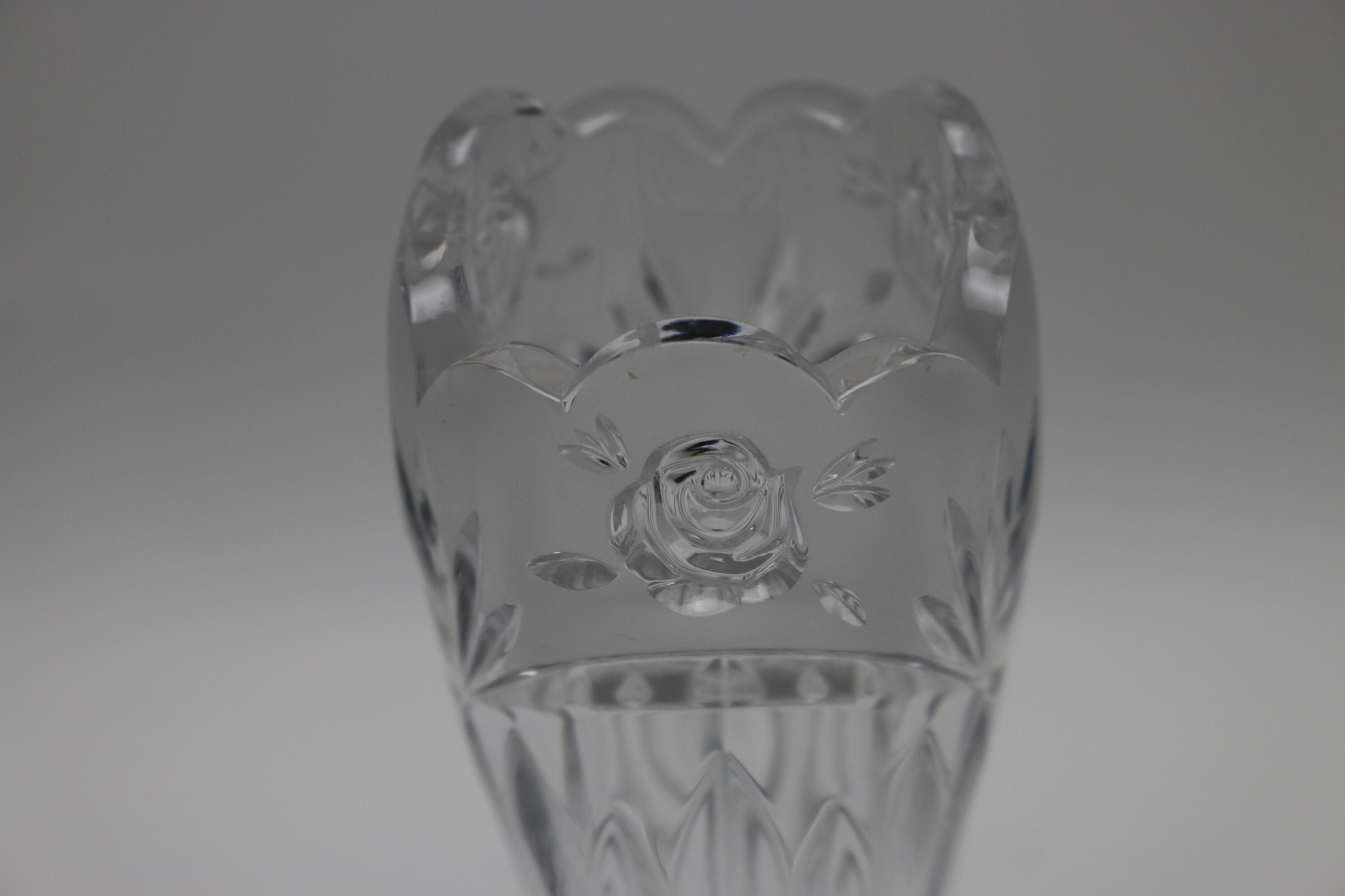 1992 Oneida Southern Garden Crystal Vase - Etsy