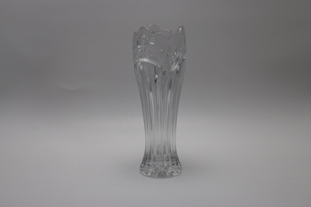 1992 Oneida Southern Garden Crystal Vase - Etsy