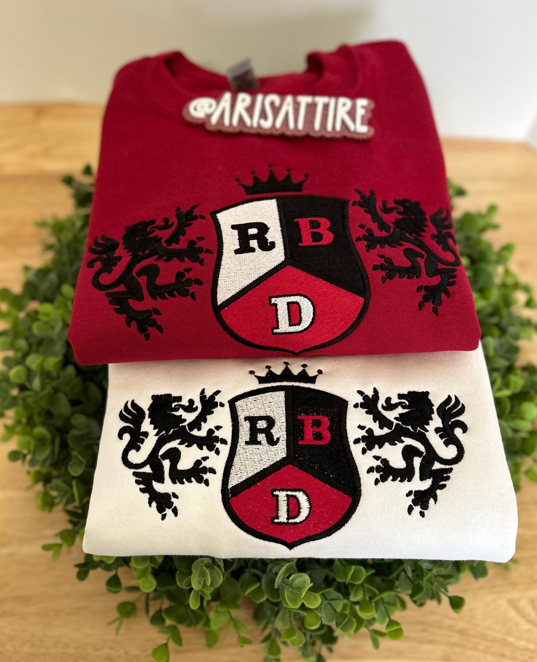 Embroidered RBD Crest Crewneck - Rebelde Tour Sweatshirt - Etsy