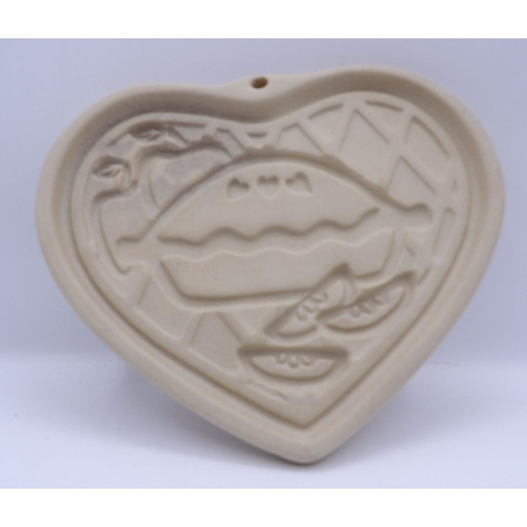 Pampered Chef "welcome Home Heart" ©1998 Family Home Collection Pie ...