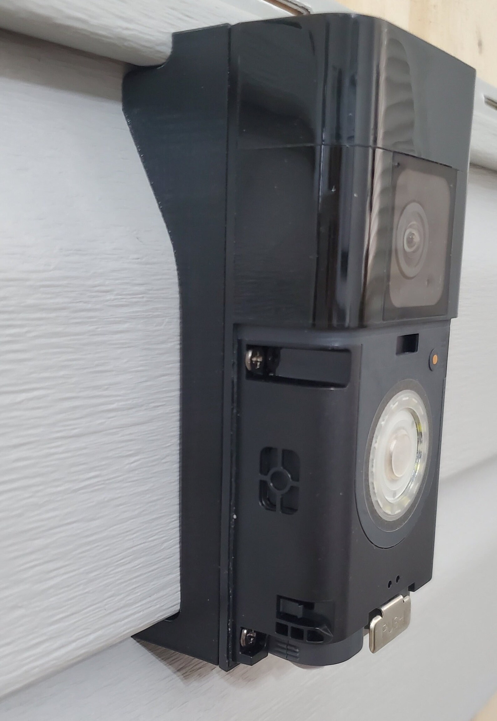 Ring Battery Doorbell Plus Dutch Lap 4.5 in Siding Mounting Bracket ...