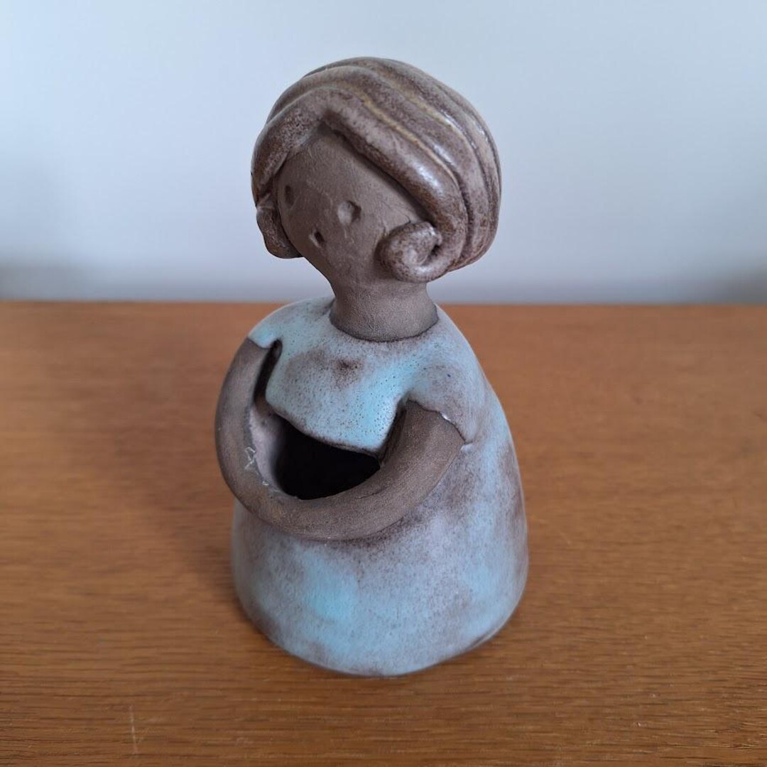 Vintage ELBOGEN KERAMIK SWEDEN Girl Figurine in Light Green Color ...