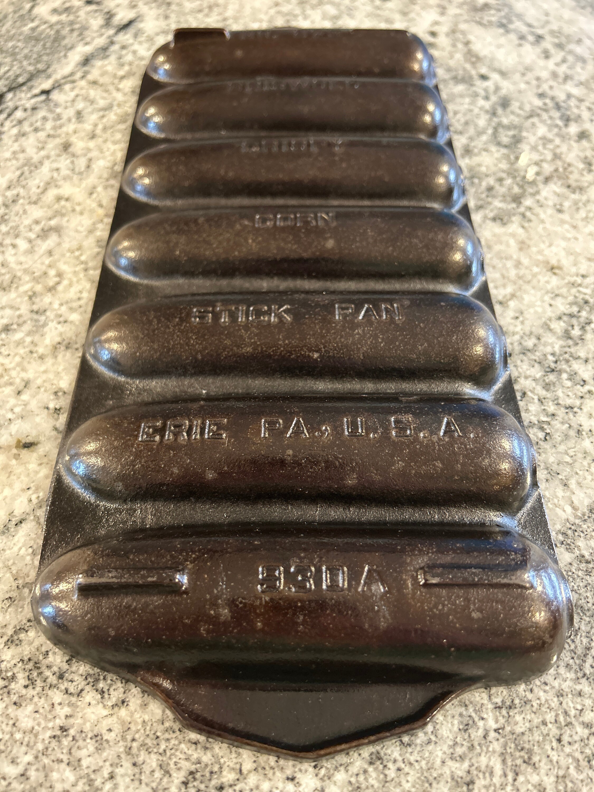 Griswold Crispy Corn Stick Pan Etsy griswold-crispy-corn-stick-pan-etsy