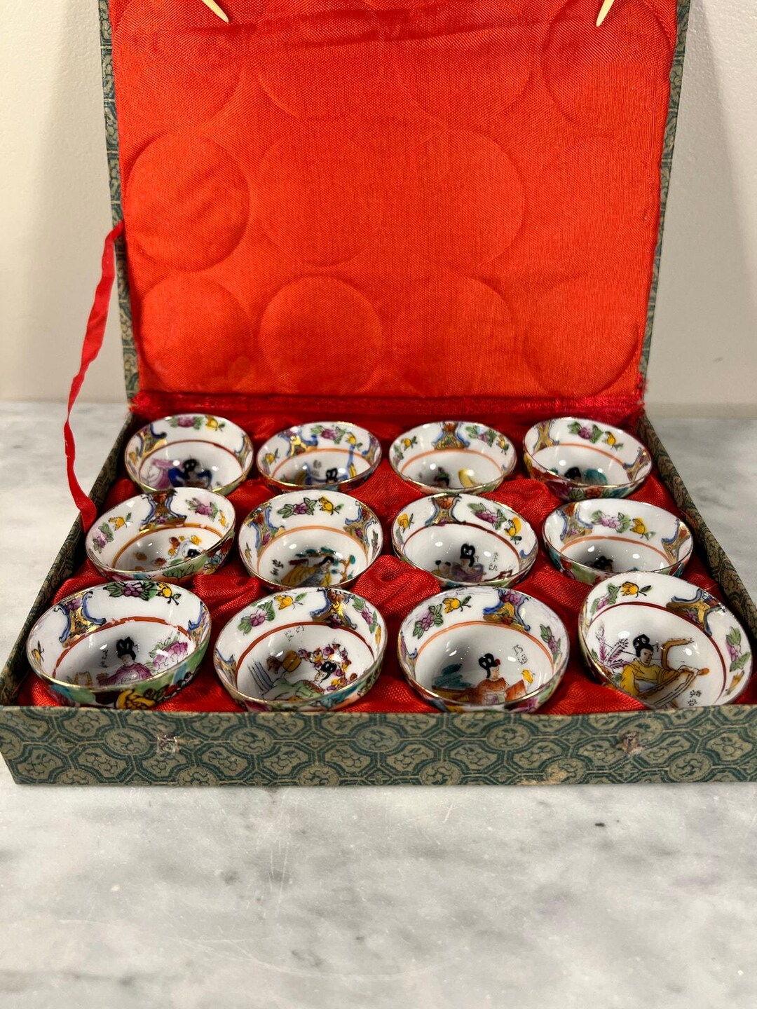 Vintage Chinese Boxed Set of 12 Miniature Sake Tea Cups - Etsy