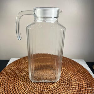 VTG Clear Glass Pitcher Ribbed Juice Water Milk Jar Bottle Jug With ...