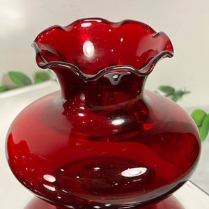 Pair of Vintage Anchor Hocking Royal Ruby Small Ruffled Vases - Etsy