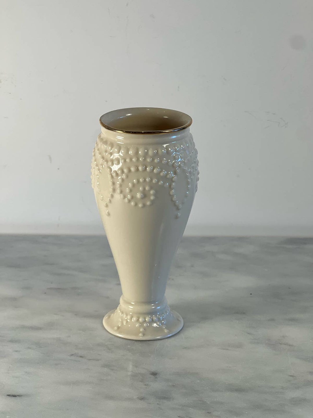 Vintage Lenox Ivory Vase 22k Gold Painted Rim - Etsy