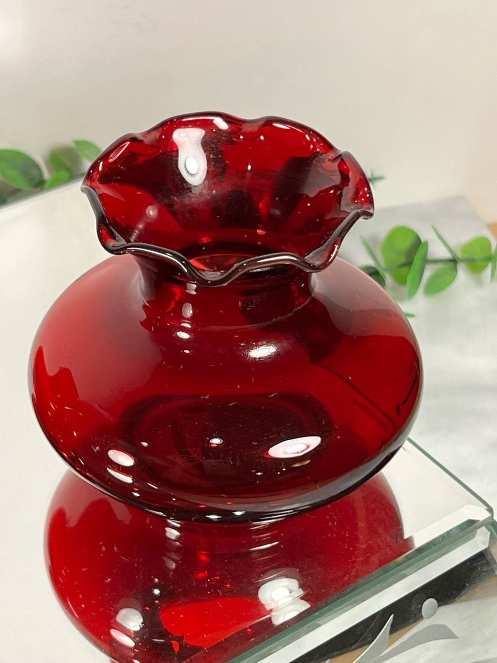 Pair of Vintage Anchor Hocking Royal Ruby Small Ruffled Vases - Etsy