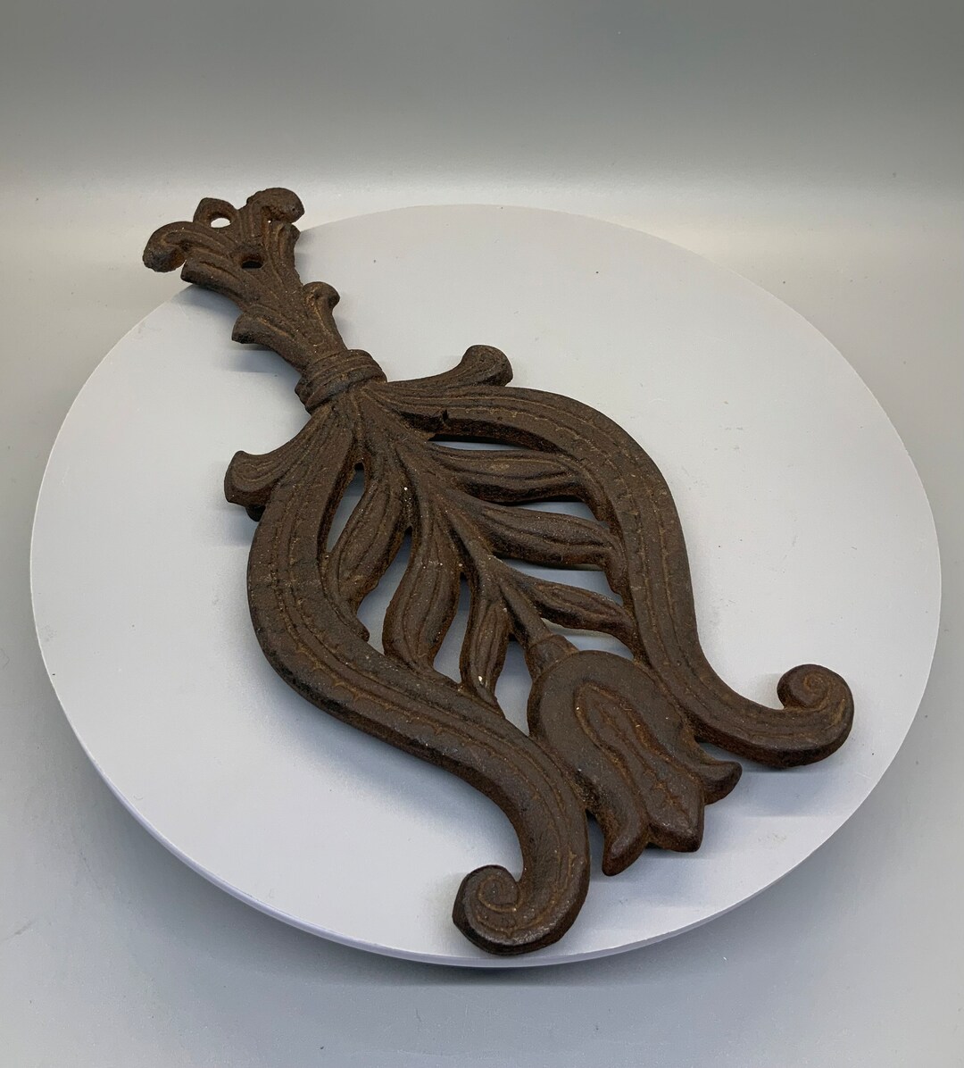 Antique Raised Cast Iron Trivet Pot Stand; Tulip Floral Pattern - Etsy