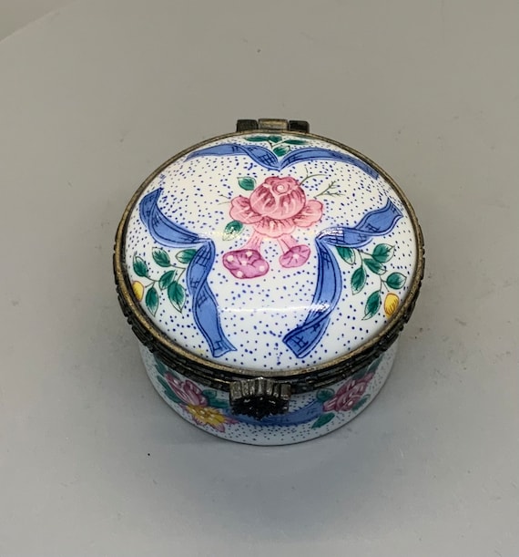 Vintage “Golden Peak” Floral Porcelain Trinket Box - Gem