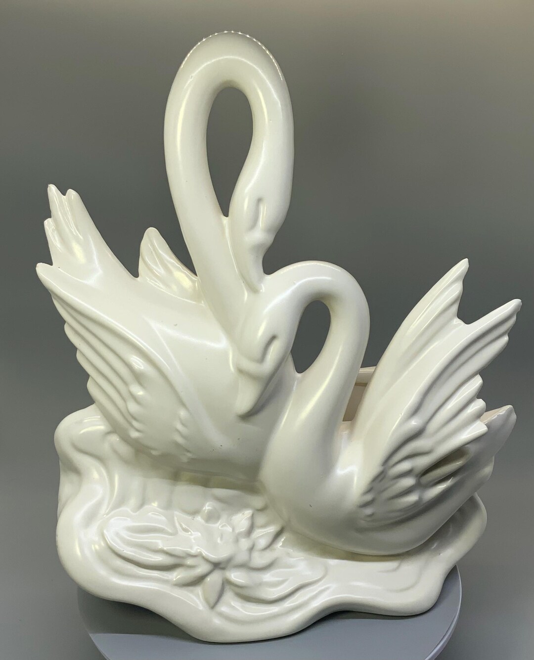 Vintage HULL Ceramic Pair of Swans Planter or Vase - Etsy