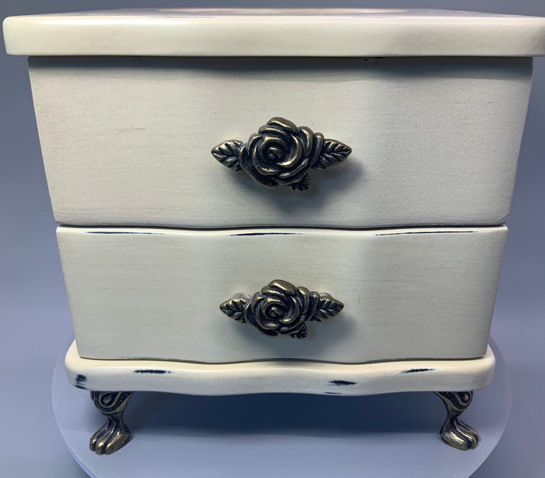 Etched Heart Glass Jewelry Box, Buttery Yellow Trinket Box - Etsy