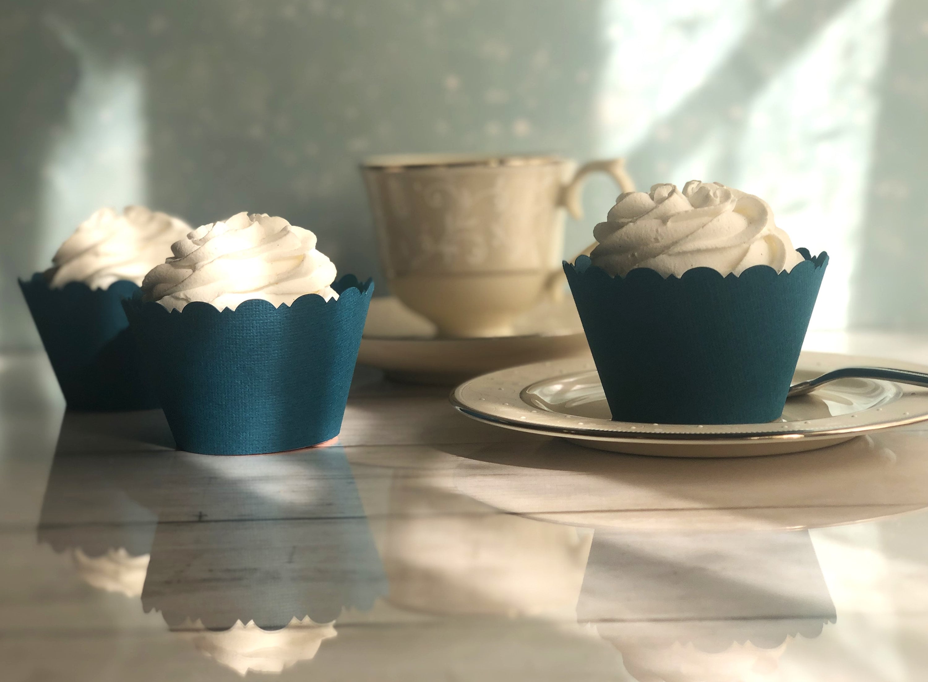 TEAL TURQUOISE Cupcake Wrappers Scalloped Edge Fall Wedding Cupcake ...